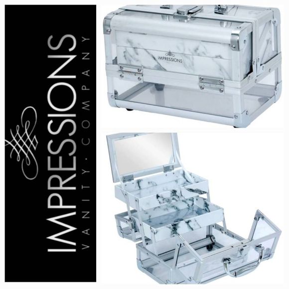 Impressions | Bags | Impressionssavvy Lux Makeup Travel Case Wmirror ...